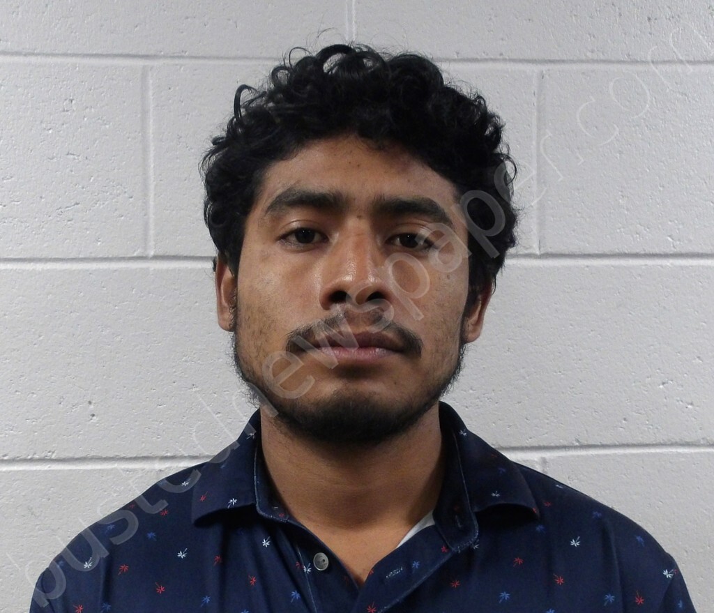 Espinosa-garcia, Isais | 2025-12-03 13:06:00 Clay County, Indiana Booking