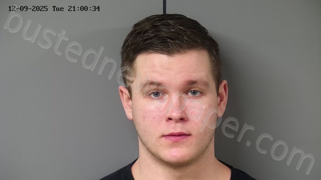 Smith, Gage S | 2025-12-09 19:46:29 Fayette County, Ohio Booking