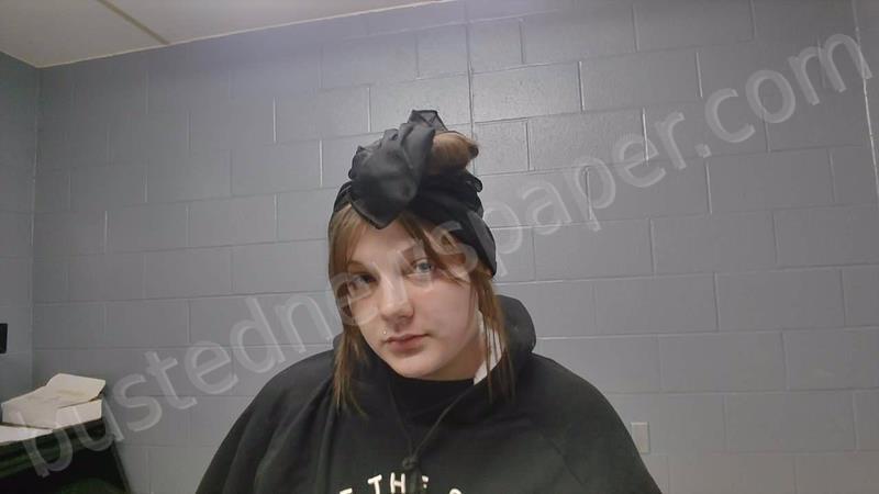 Mcclelland, Chloe V | 2026-01-02 20:10:00 Cooper County, Missouri Booking