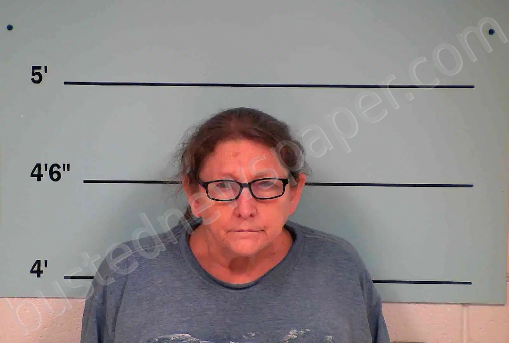 Traylor, Carolyn | 2026-01-10 Bourbon County, Kentucky Booking